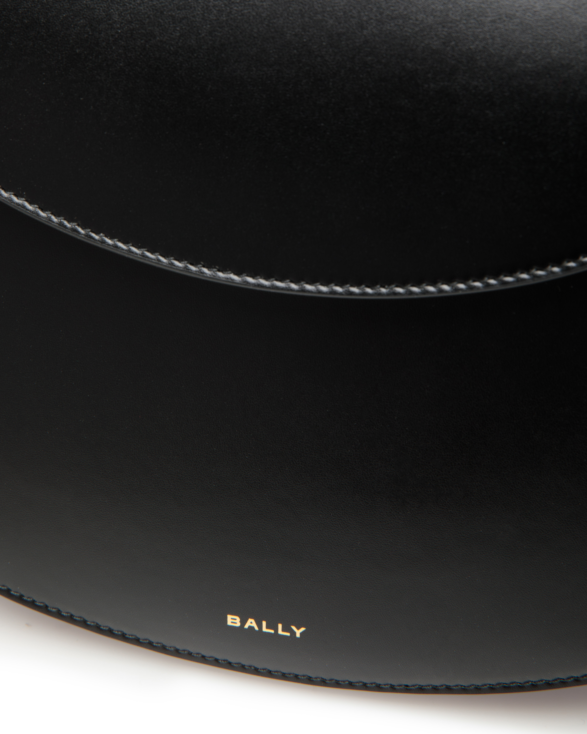 Bally curling-kängor, skor m.m. | Shoppa Bally online | NK