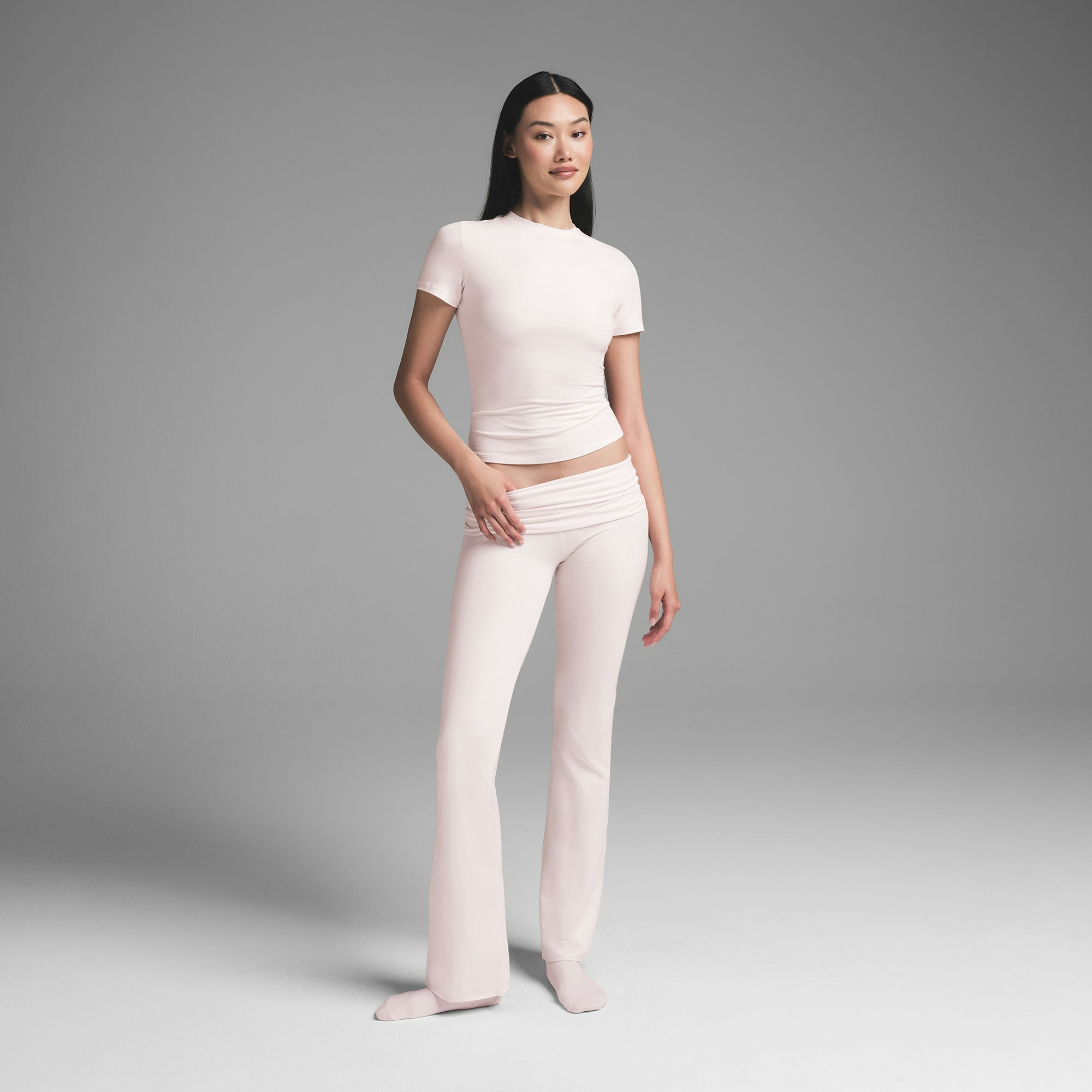 SKIMS – Shoppa SKIMS på NK | NK