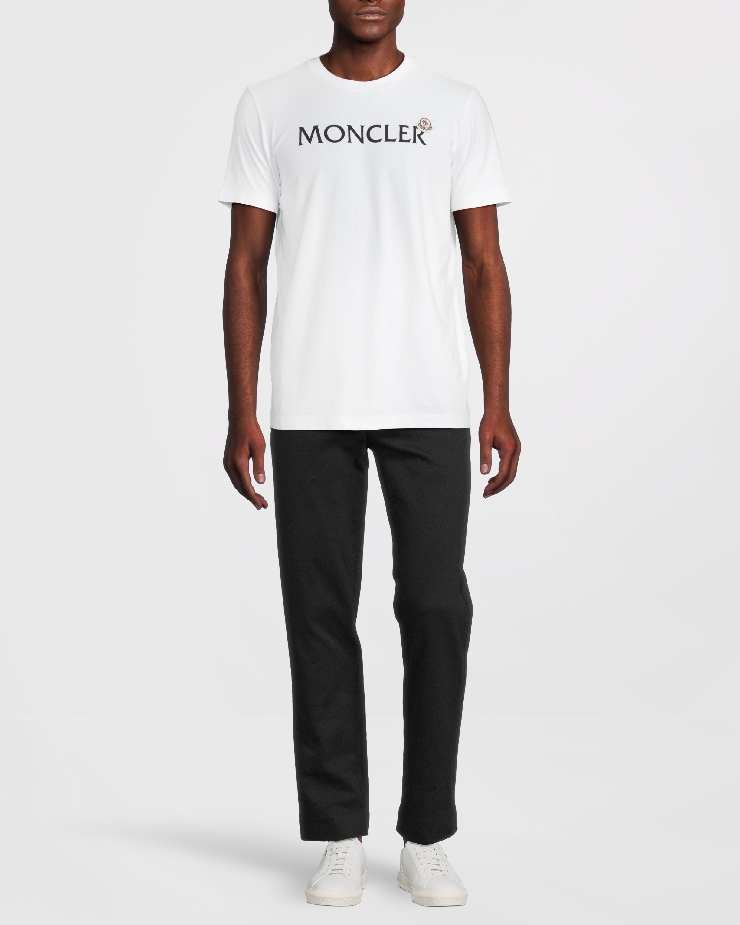 Moncler – Köp exklusiva kläder för herr från Moncler | NK